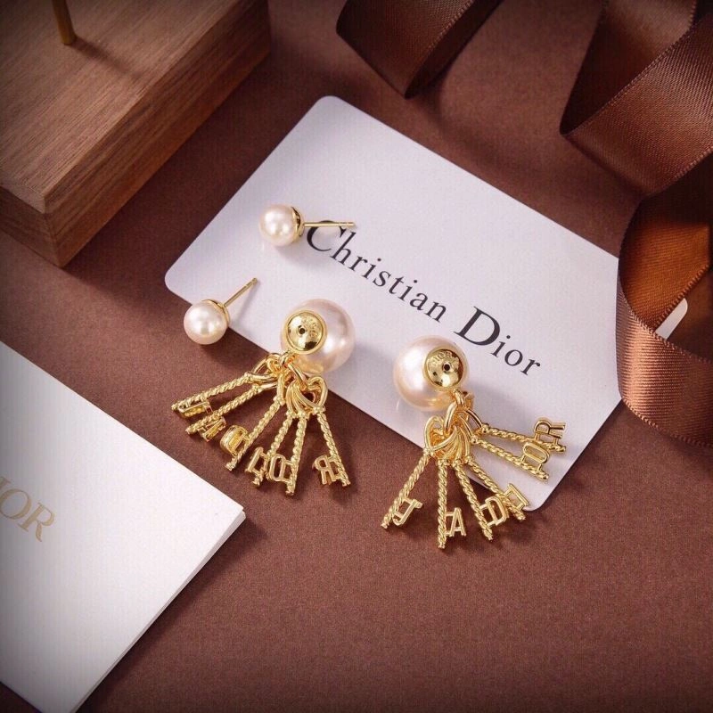 Value-priced Christian Dior Earrings