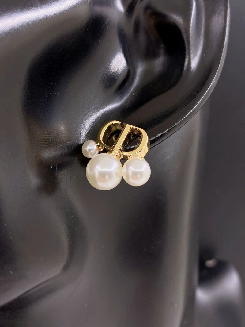 Value-priced Christian Dior Earrings