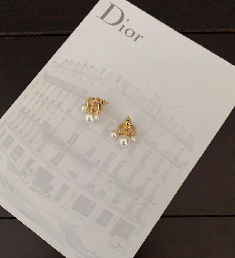 Value-priced Christian Dior Earrings