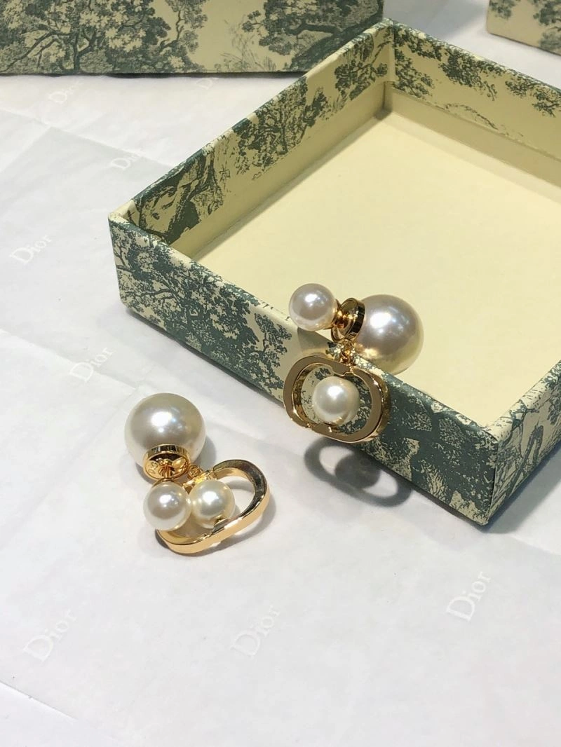 Economical Christian Dior Earrings