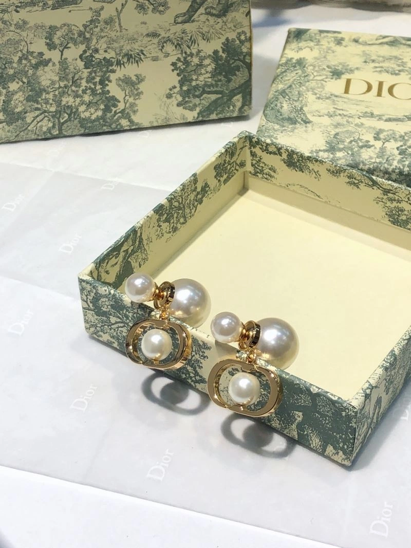 Economical Christian Dior Earrings