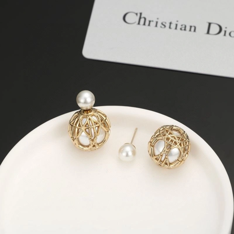 Indistinguishable Christian Dior Earrings