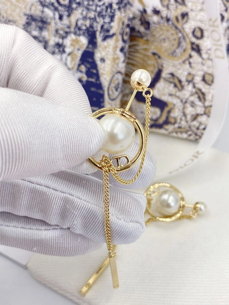 Bargain Christian Dior Earrings