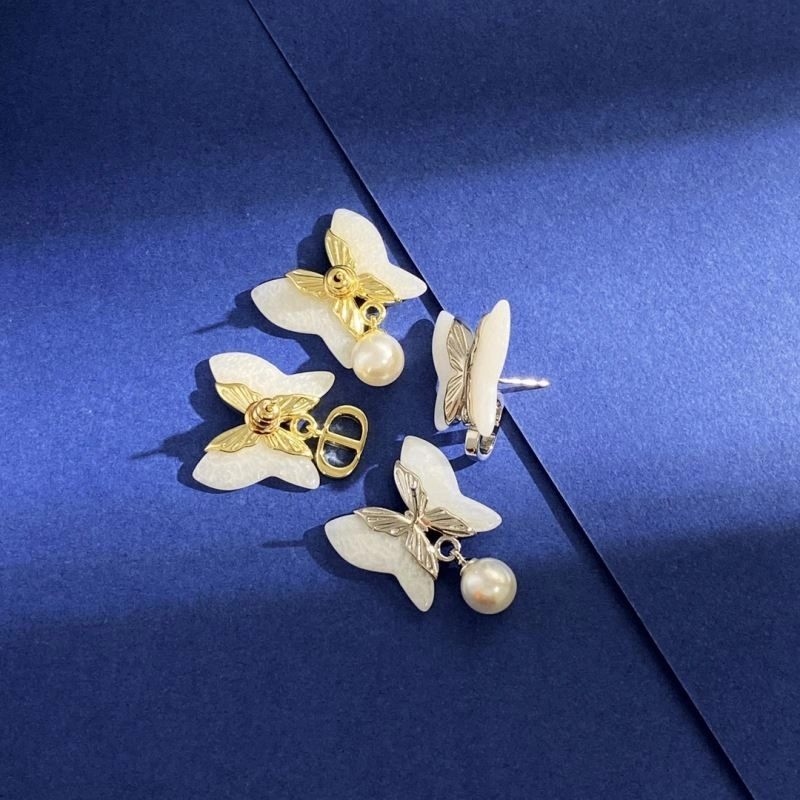 Discounted Christian Dior Earrings