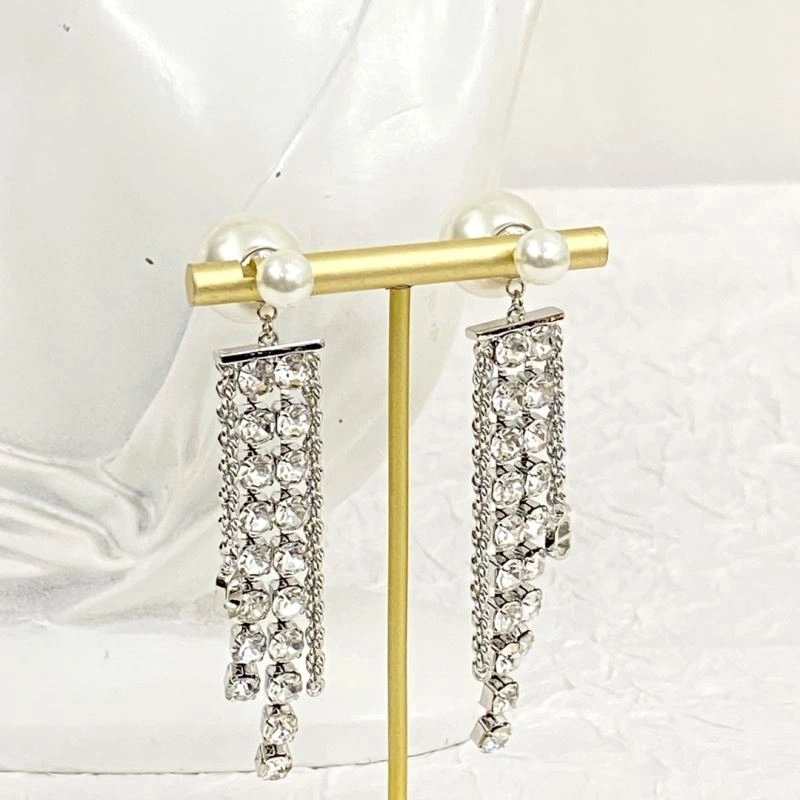 Low-cost Christian Dior Earrings