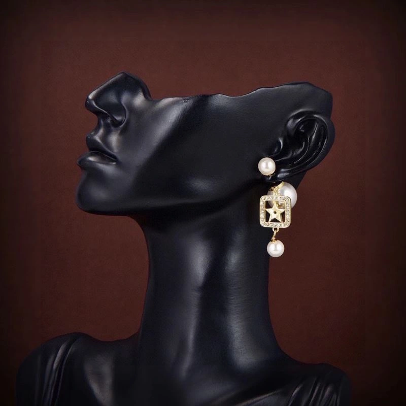 Discounted Christian Dior Earrings