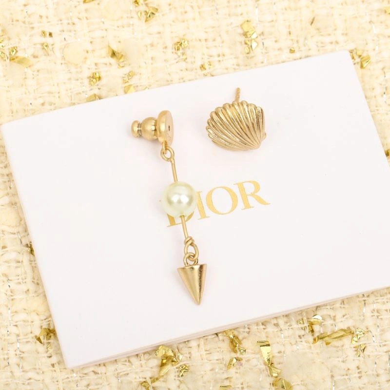 Reasonably priced Christian Dior Earrings