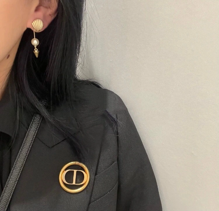 Reasonably priced Christian Dior Earrings