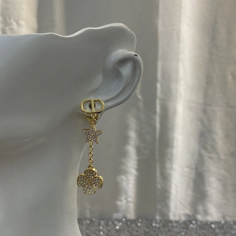 Bargain Christian Dior Earrings