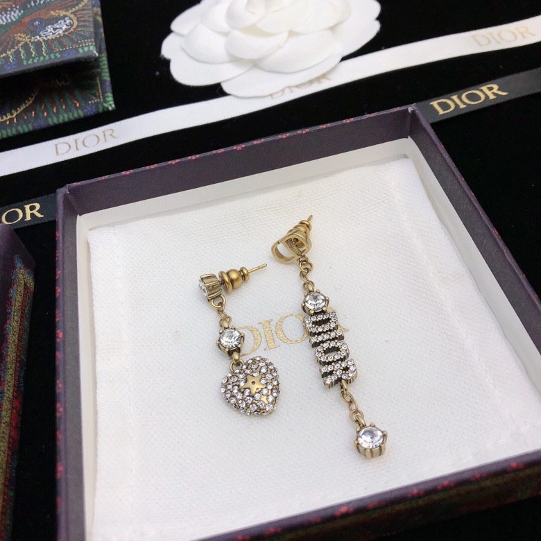 Cut-rate Christian Dior Earrings