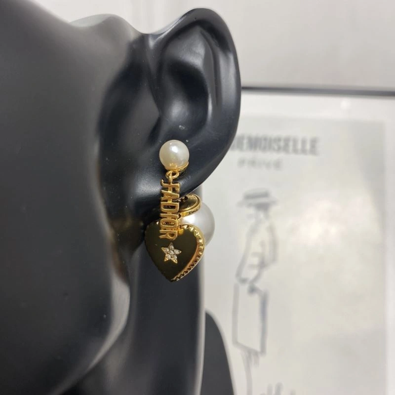 Economical Christian Dior Earrings