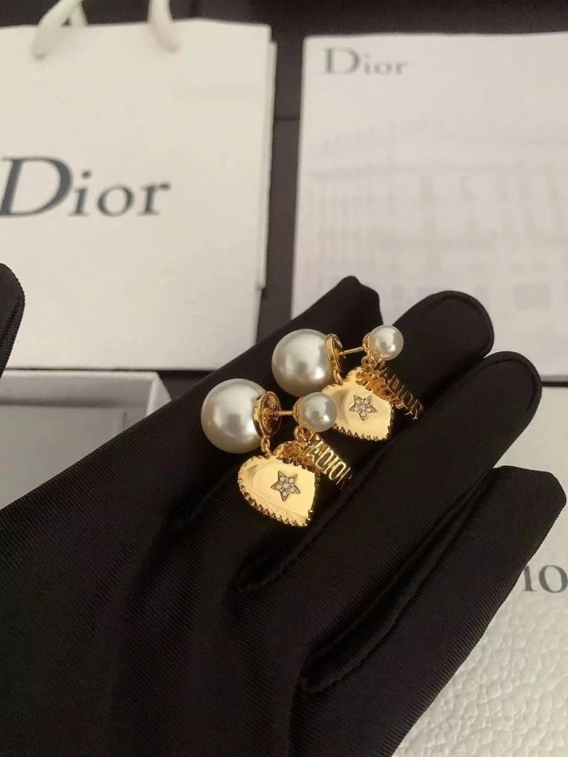 Economical Christian Dior Earrings