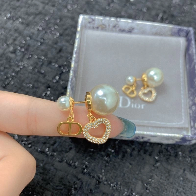 Reasonably priced Christian Dior Earrings