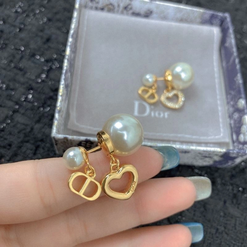 Reasonably priced Christian Dior Earrings
