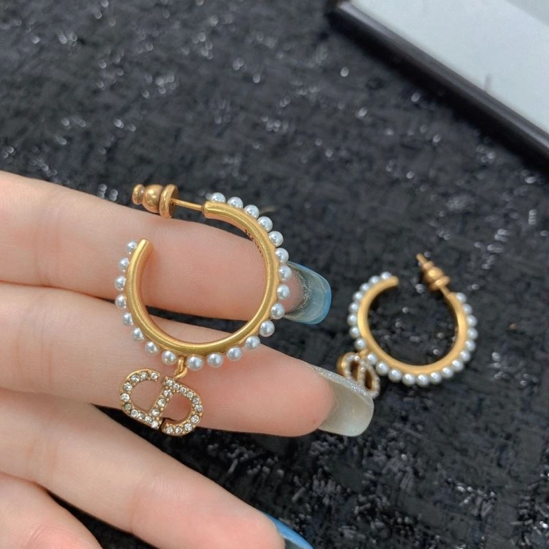 Indistinguishable Christian Dior Earrings