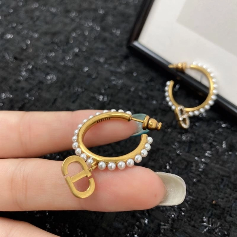 Indistinguishable Christian Dior Earrings