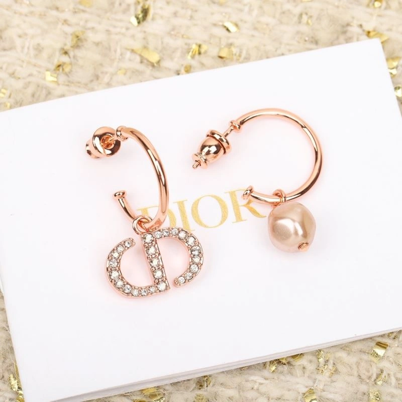 Cut-rate Christian Dior Earrings