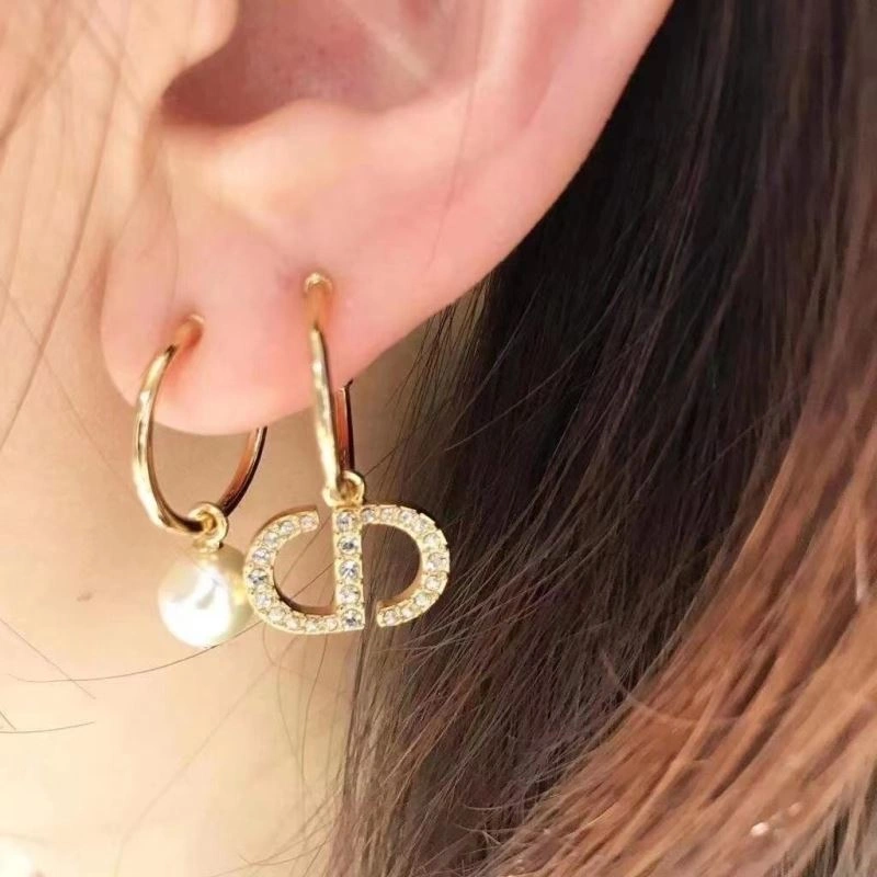 Cut-rate Christian Dior Earrings