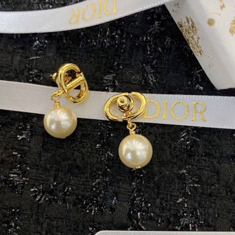 Value-priced Christian Dior Earrings