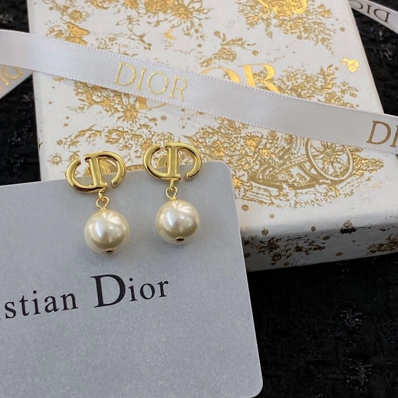 Value-priced Christian Dior Earrings
