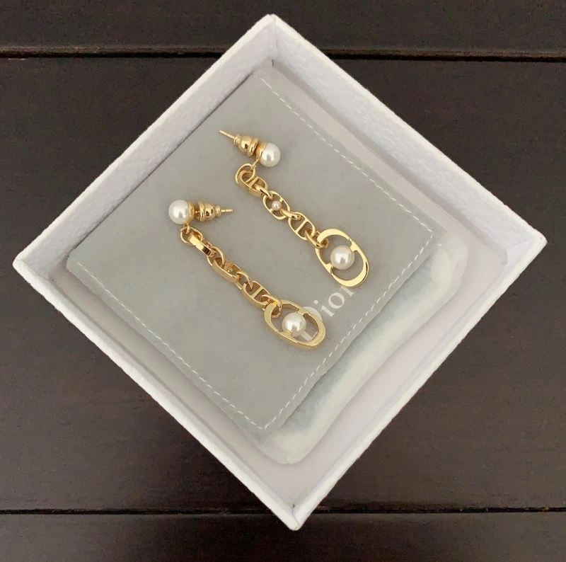 Bargain Christian Dior Earrings