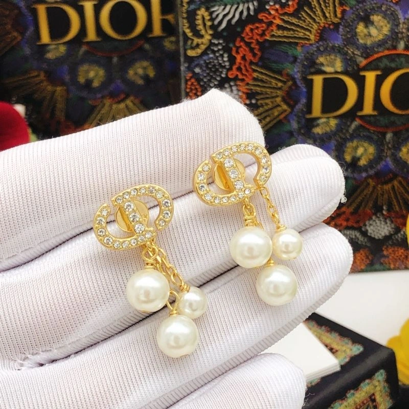 Economical Christian Dior Earrings