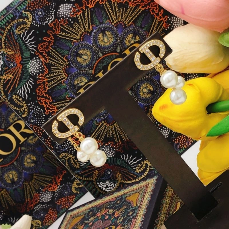 Economical Christian Dior Earrings