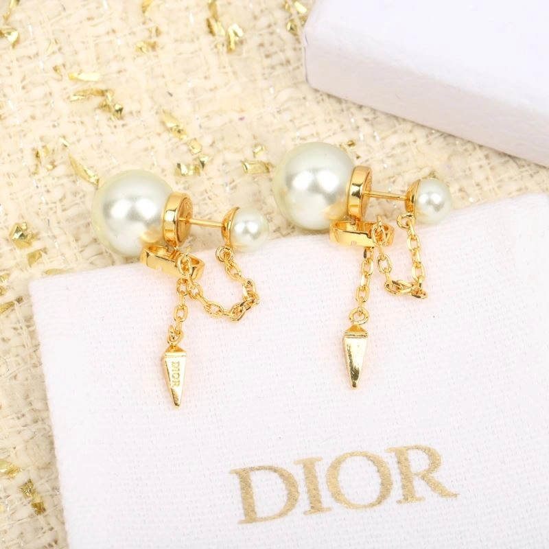 Discounted Christian Dior Earrings
