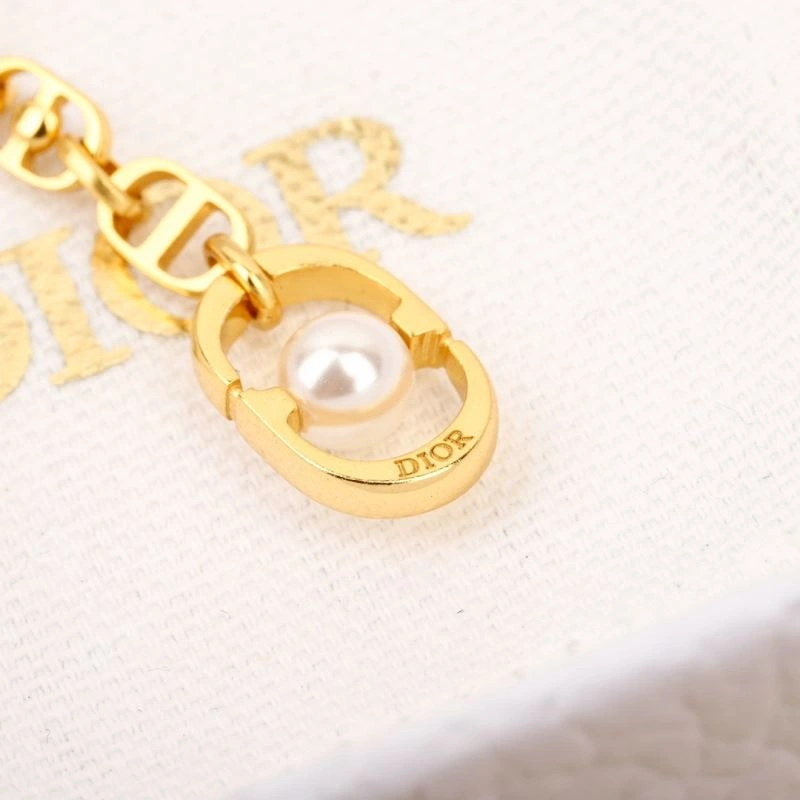High fidelity Christian Dior Earrings