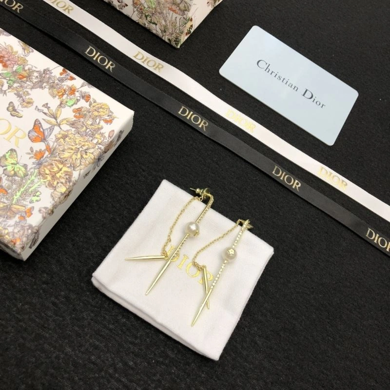 Cut-rate Christian Dior Earrings