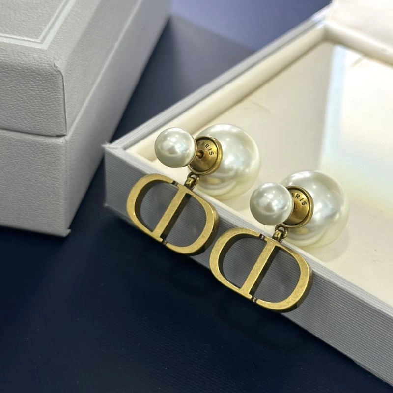 Indistinguishable Christian Dior Earrings