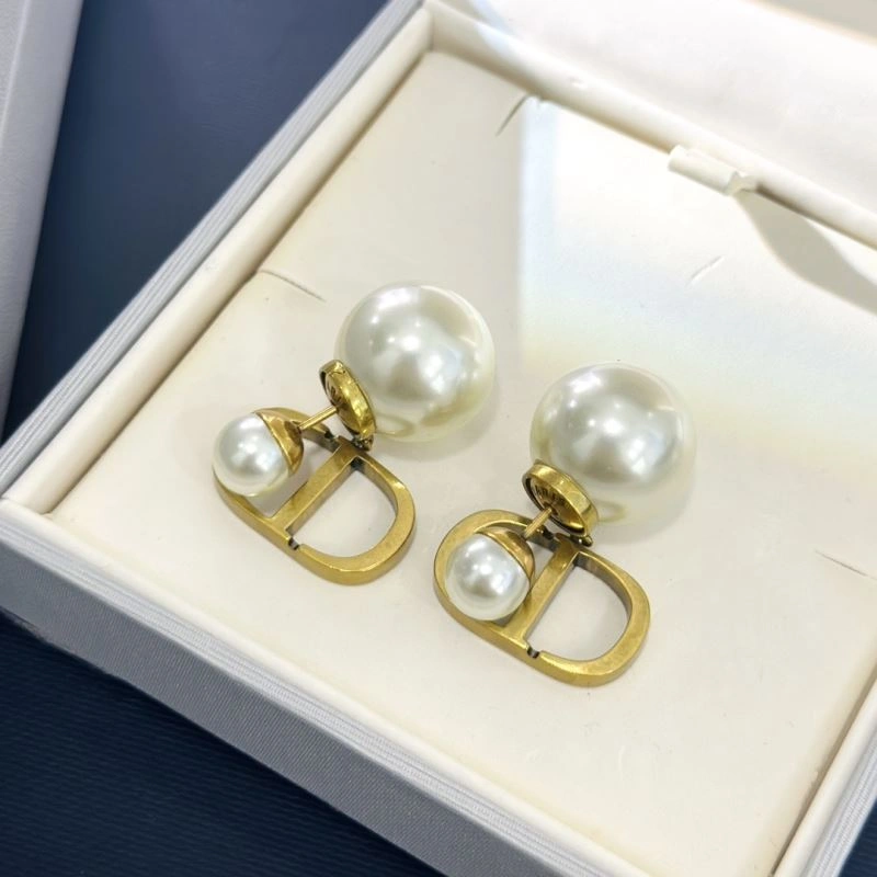 Indistinguishable Christian Dior Earrings