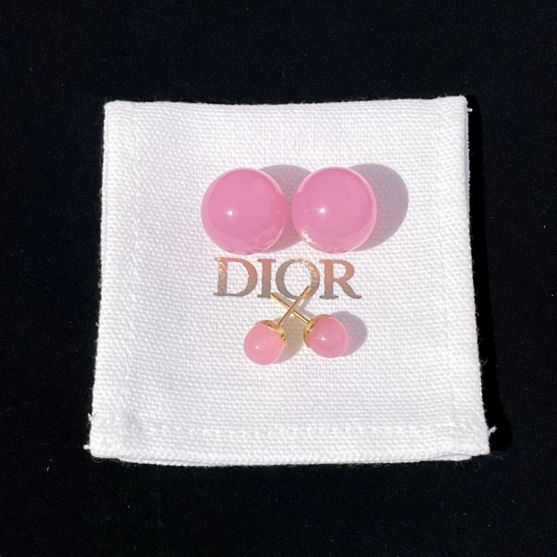 High accuracy Christian Dior Earrings