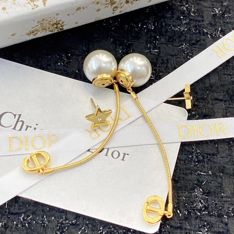 Value-priced Christian Dior Earrings