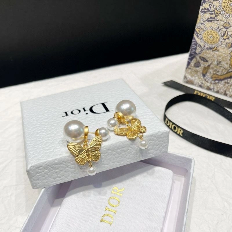 Inexpensive Christian Dior Earrings
