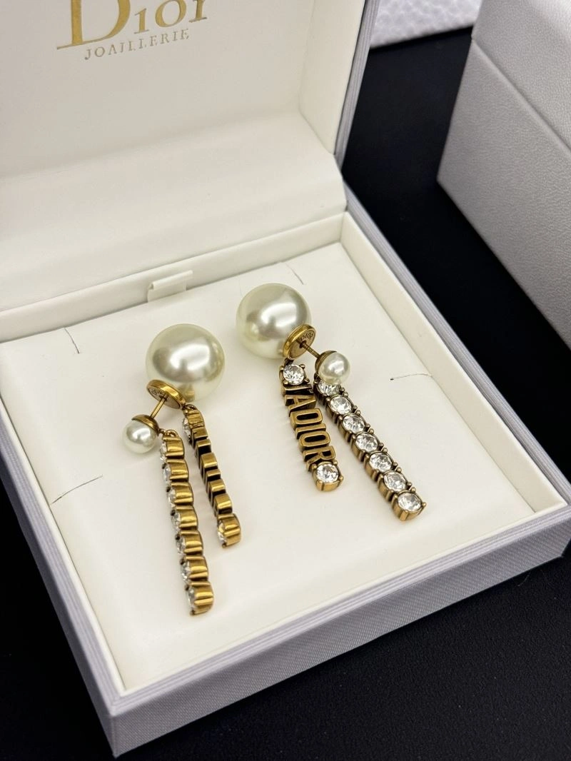 Value-priced Christian Dior Earrings
