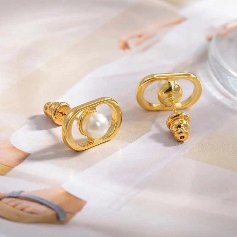 Low-cost Christian Dior Earrings
