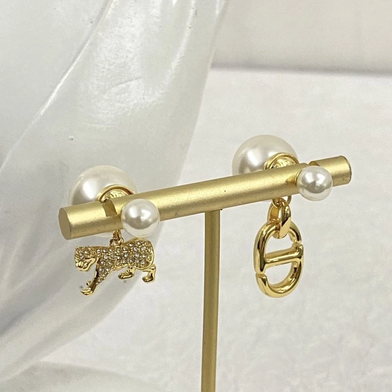 High fidelity Christian Dior Earrings