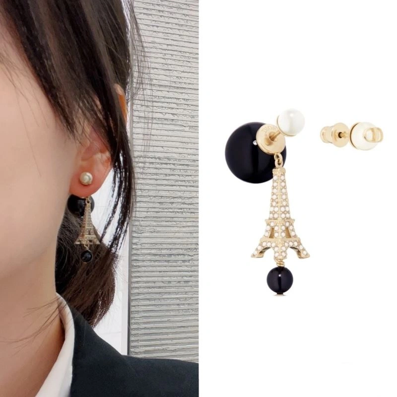 Low-cost Christian Dior Earrings