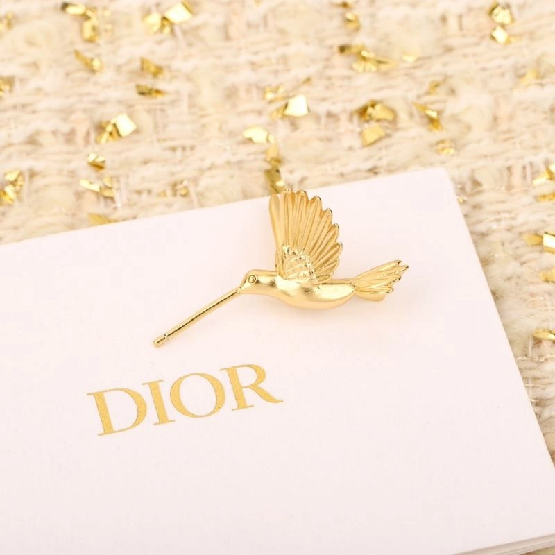 Top match Christian Dior Earrings