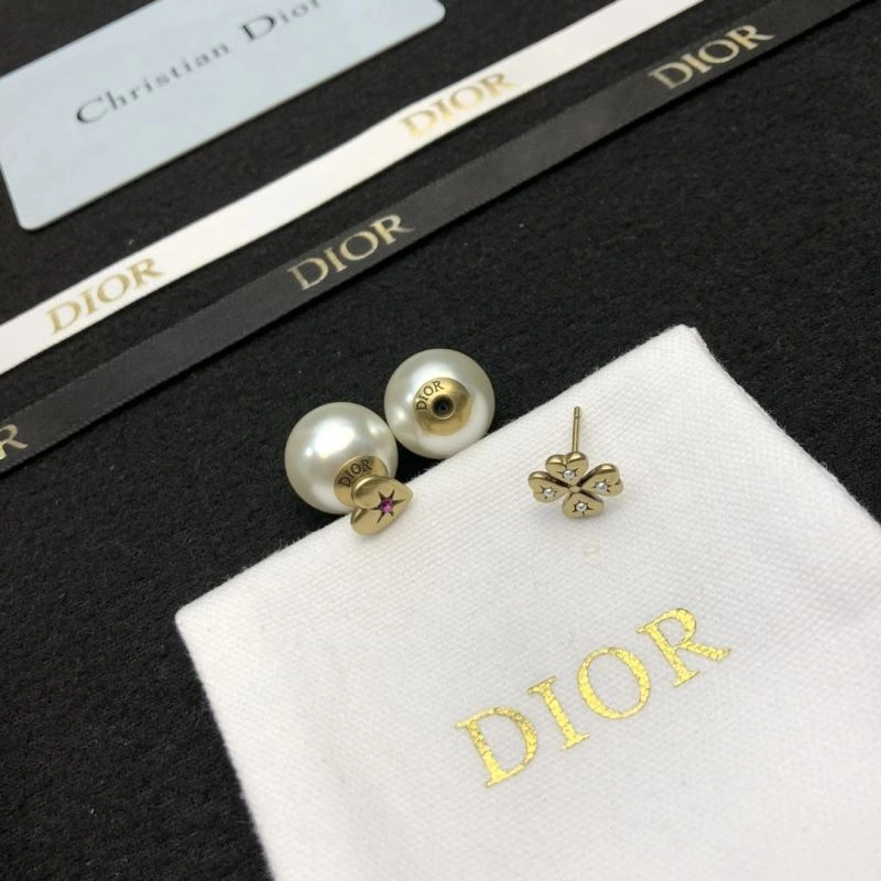 Inexpensive Christian Dior Earrings