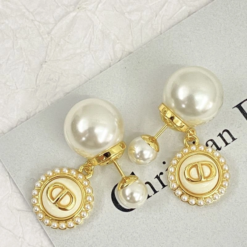 Value-priced Christian Dior Earrings