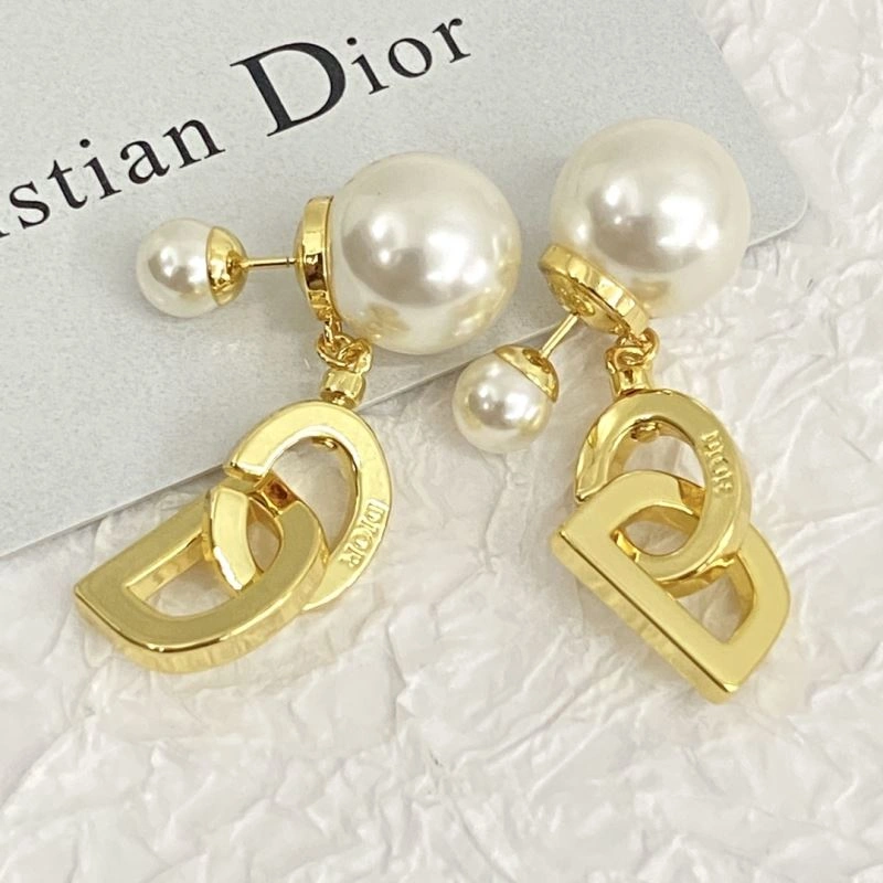 Reasonably priced Christian Dior Earrings