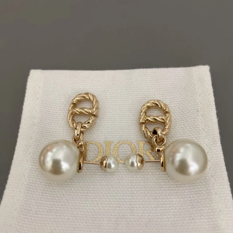 Value-priced Christian Dior Earrings