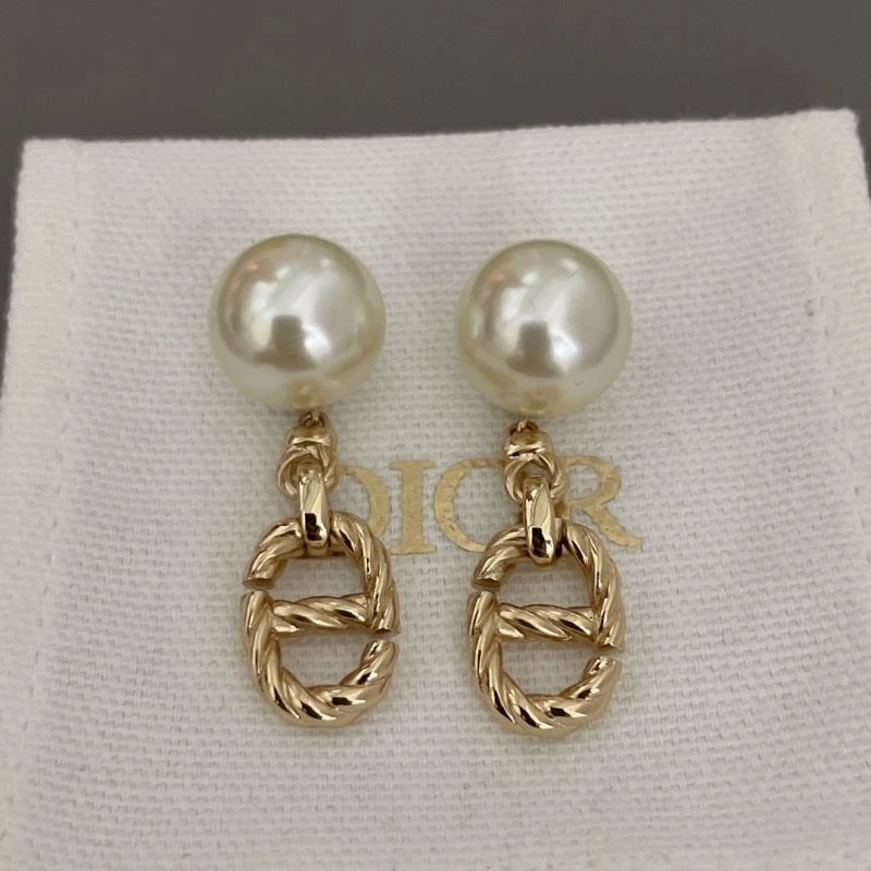 Value-priced Christian Dior Earrings