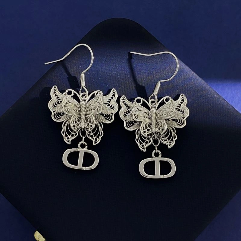 Cut-rate Christian Dior Earrings