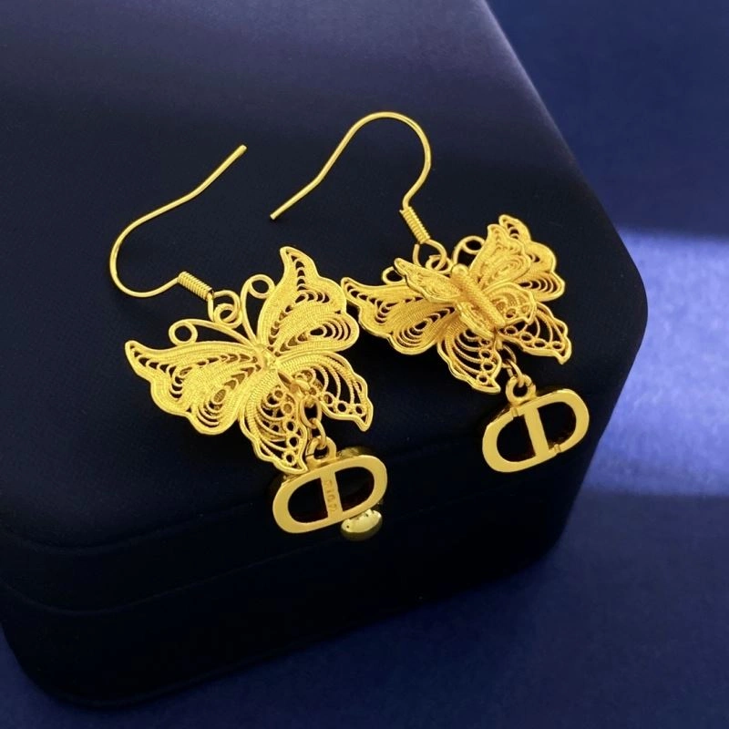 Cut-rate Christian Dior Earrings