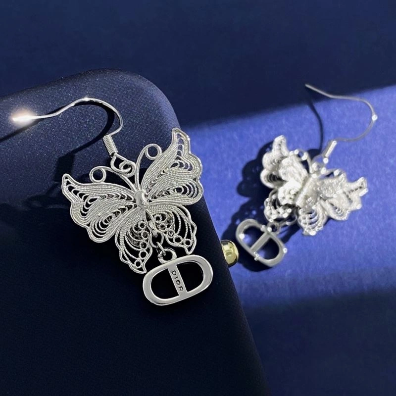 Cut-rate Christian Dior Earrings