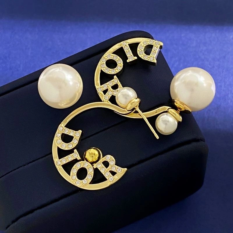 Reasonably priced Christian Dior Earrings