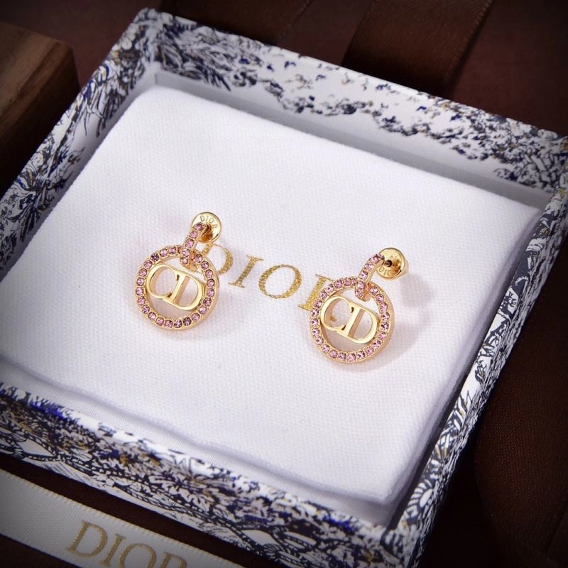 Accurate model Christian Dior Earrings